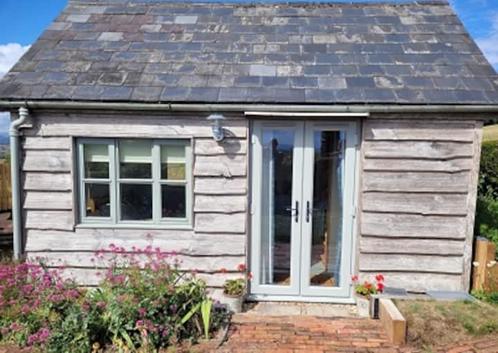 The Oak Cabin - Forest of Dean
