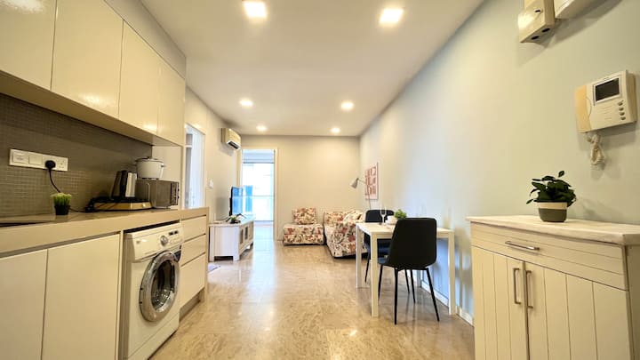 Flowery 1br @ Bbcc | Free Netflix | 100mbps Wifi - Kuala Lumpur