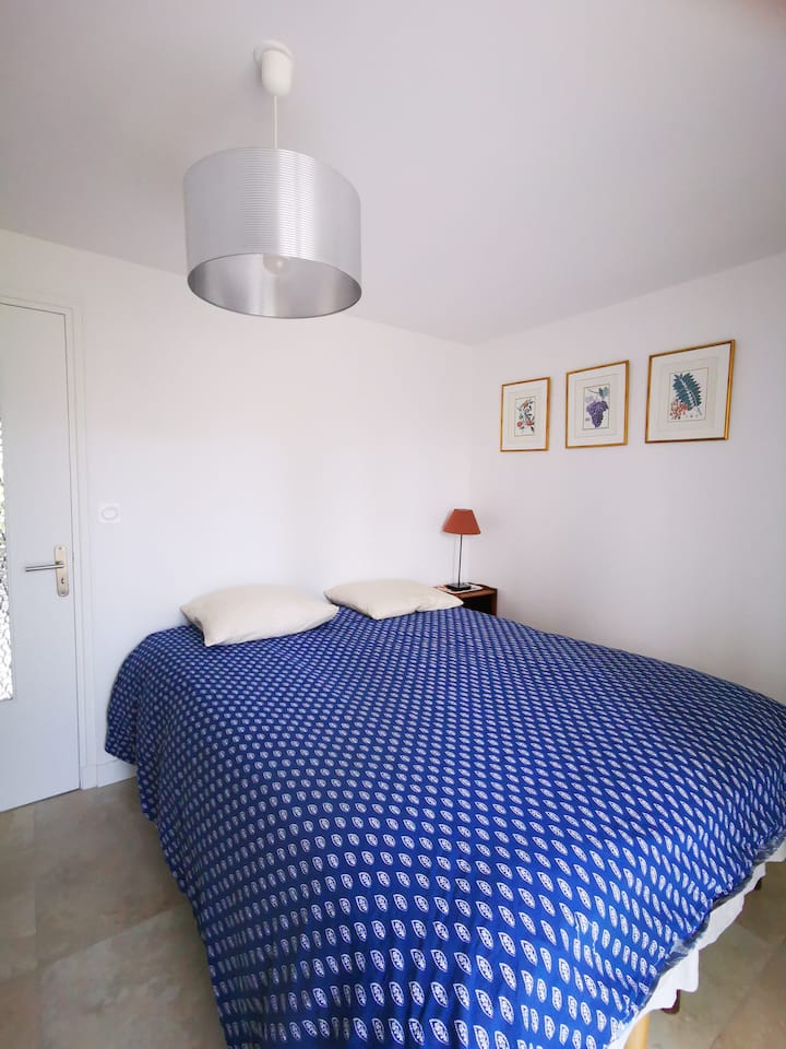 Chambre Indépendante Proche De Lyon - L'Arbresle