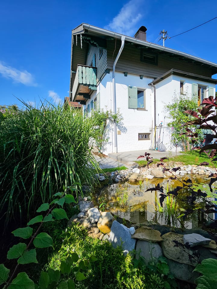 Charmantes Landhaus Mit Garten – Seen & Voralpen - Penzberg