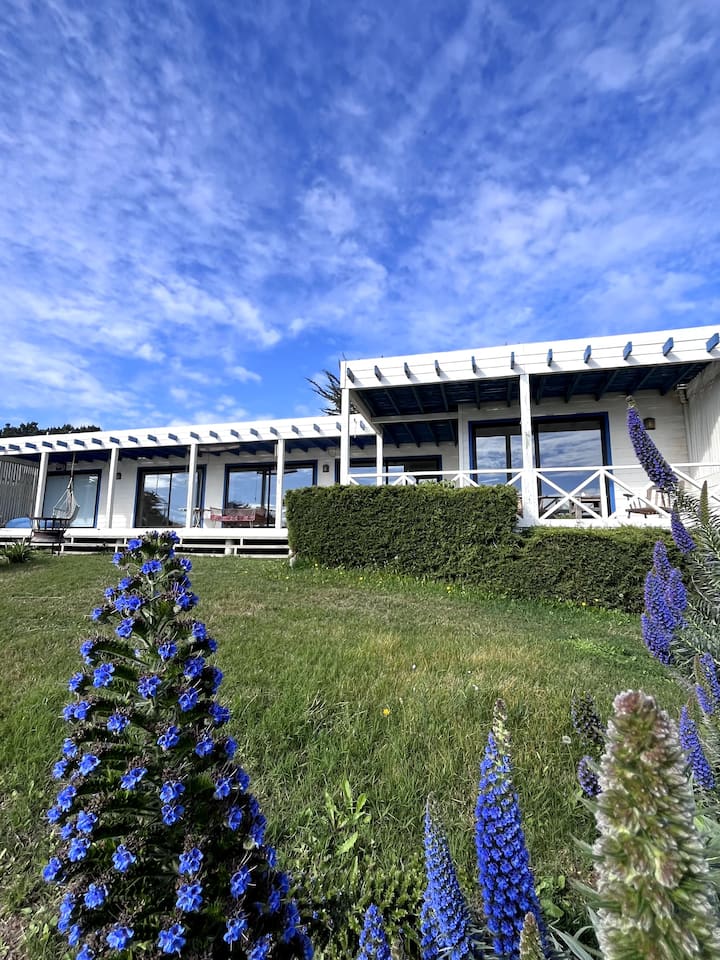 Casa Familiar A Pasos De La Playa - Pichilemu