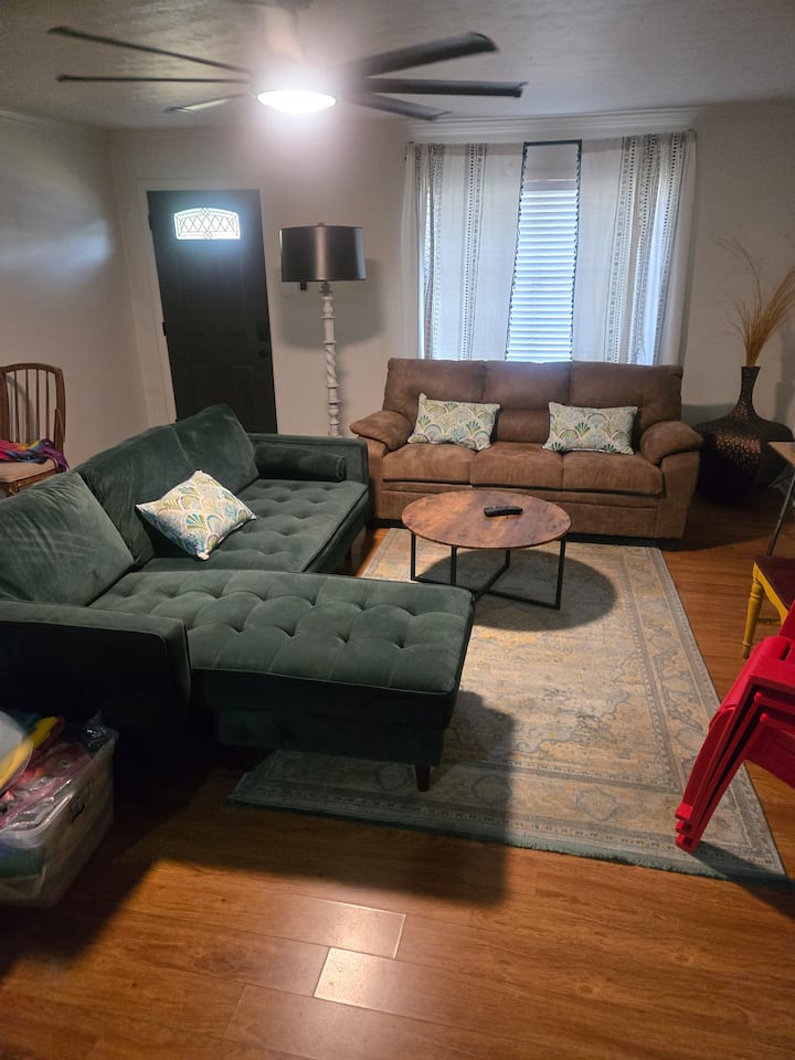 Cozy Home – Perfect For Work Crews Or Family Stays - Jacksonville, TX