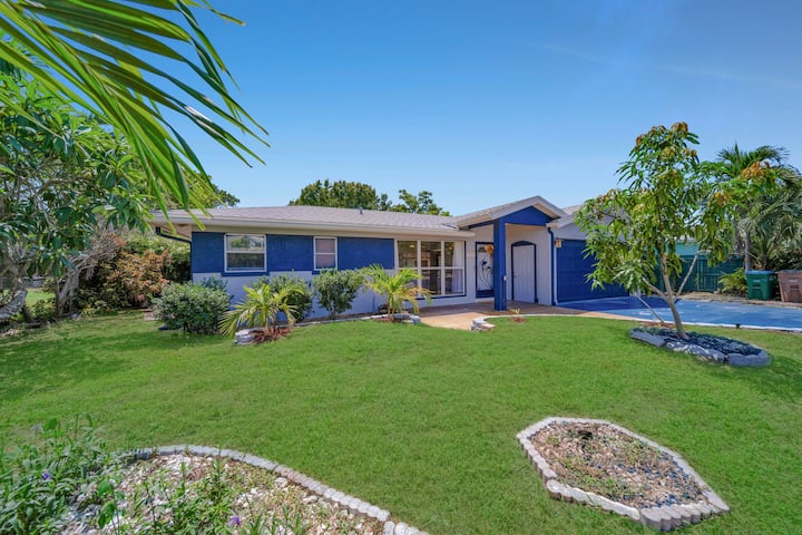 Coastline House - Cape Coral, FL