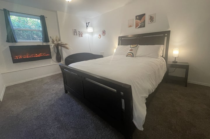 Finigins Hideaway Close To Airport/parking/laundry - デ・モイン, WA