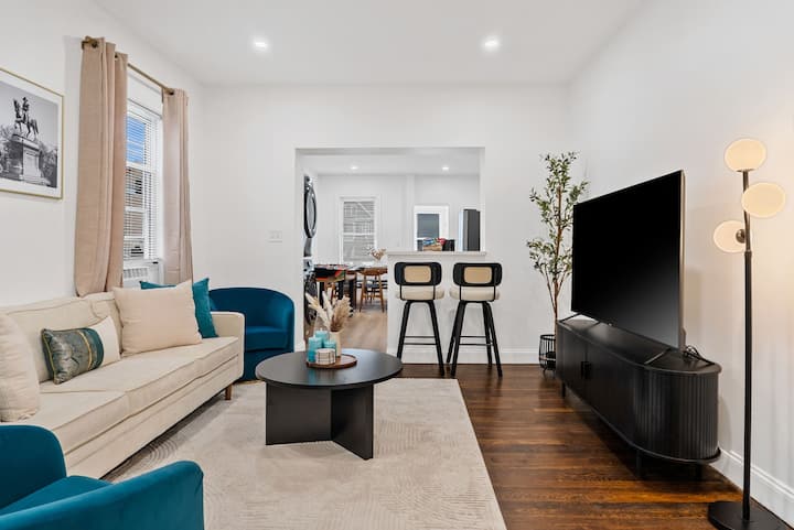 Top Rated Home; Free Parking; 10 Min To Boston - Boston, MA
