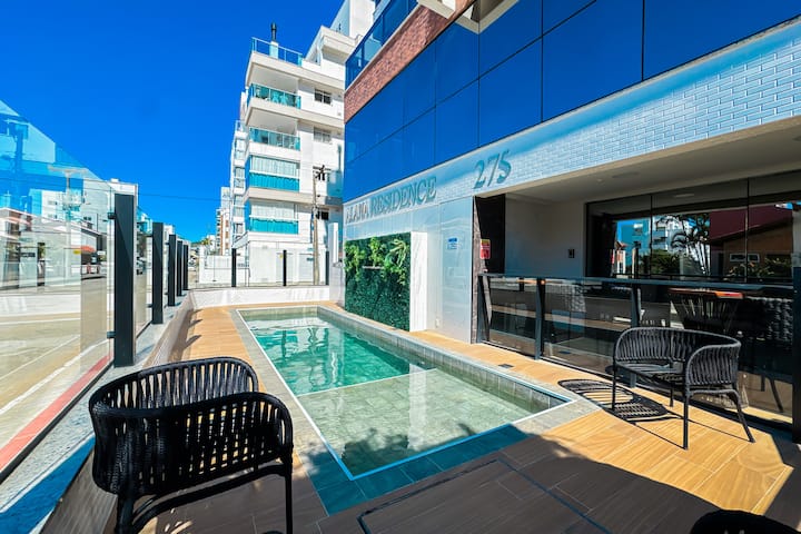 Praia De Palmas 200metros Apt De  Luxo Com Piscina - Governador Celso Ramos