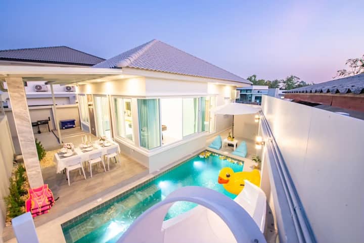 3室3卫别墅私家泳池步行5分钟到7-11距海滩7公里厨房烧烤ktvjbl音响滑梯齐全 - Pattaya City