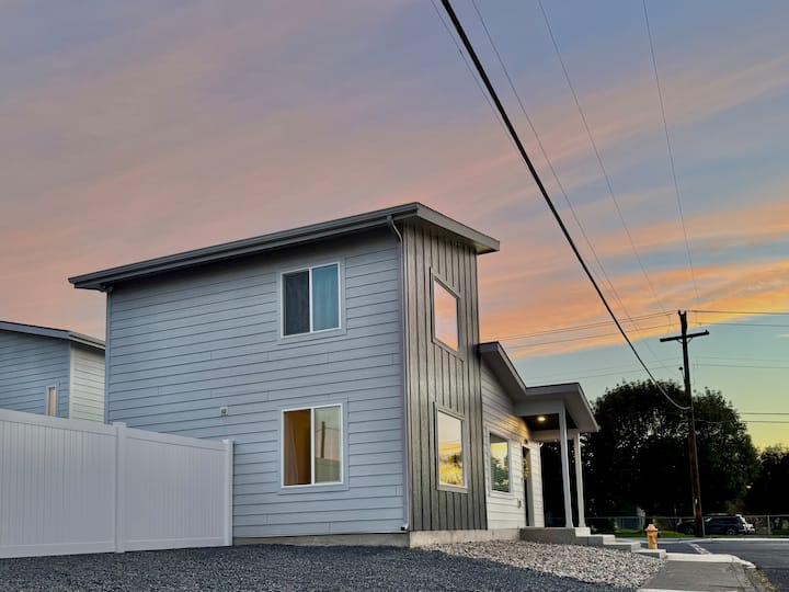 Luxe•modern•fenced•prime Location•pacman - Soap Lake, WA