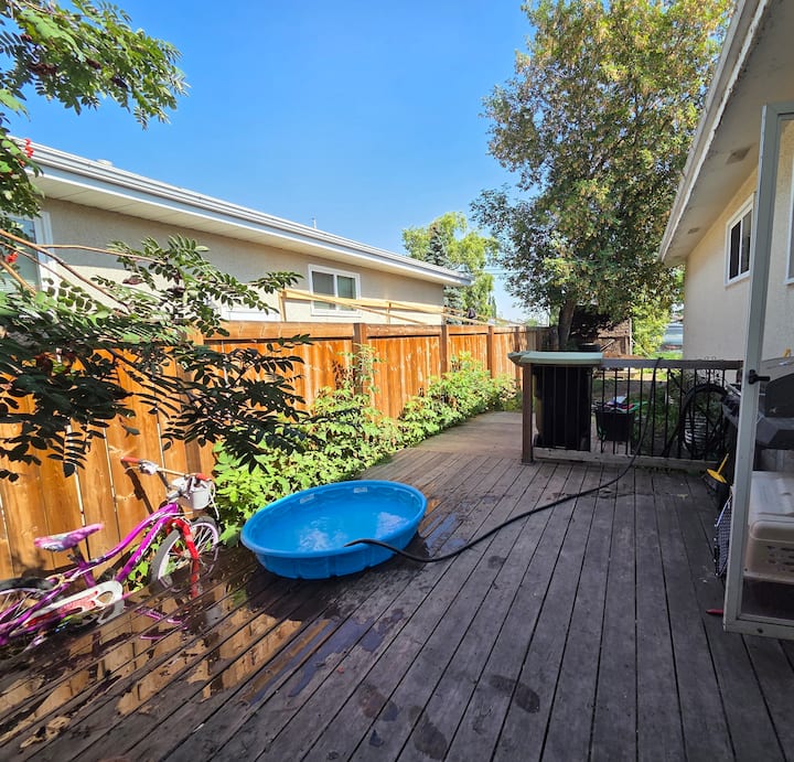 Quiet Room For Rent In Spruce Grove - Spruce Grove