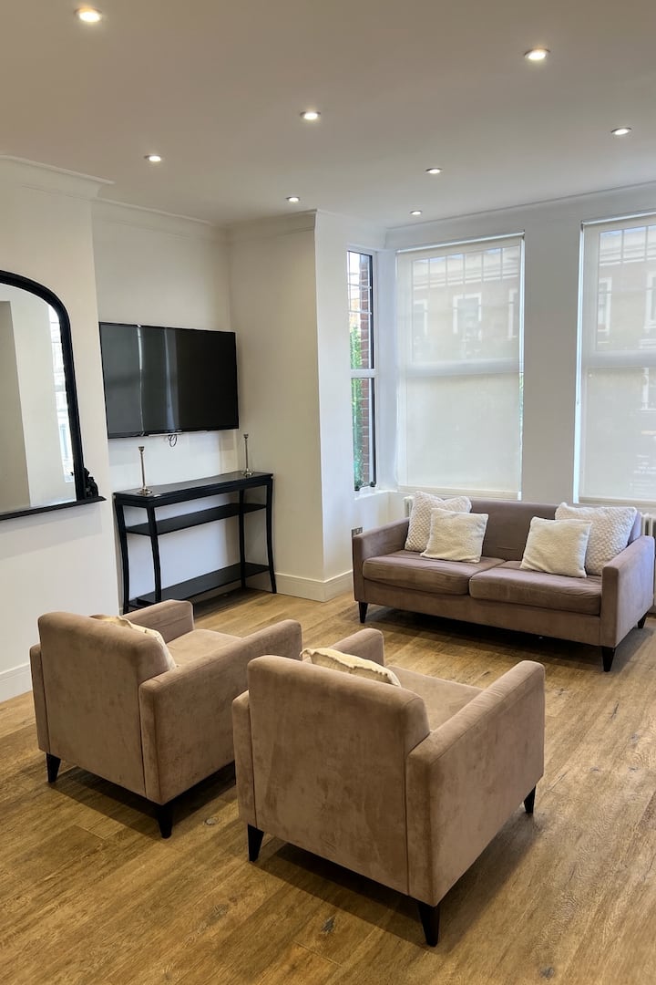 Spacious 2br Apartment W/ Driveway - Near Brixton - Dulwich - London