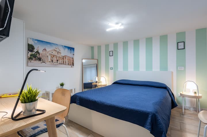 Guesthost - Central Apartment Caronda Compact - Catania