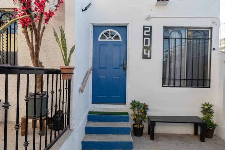 Genuina Inn · Top Rated · Near Eagle Pass Bridge - Piedras Negras