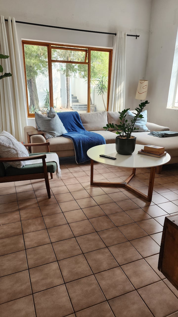 Spacious, Private, Peaceful & Fun - Johannesburg