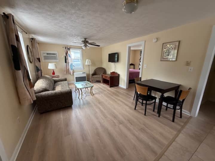 Cozy 1 Bedroom Condo - Biddeford, ME