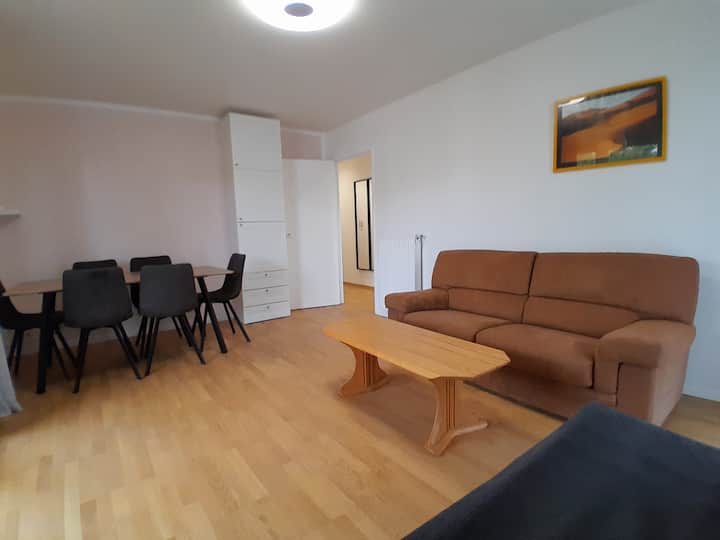 Gare Rer 3min, 2 Salles De Bain & Parking Privé - Achères