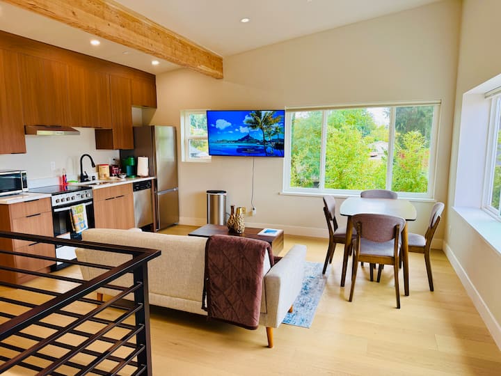 The Laylow Residence: 12 Min To Sea And Downtown! - Seattle