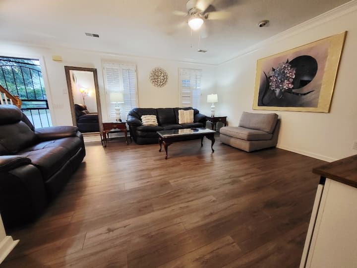 101) Spacious And Comfortable 3 Beds 2 Bath Duplex - Columbia, SC