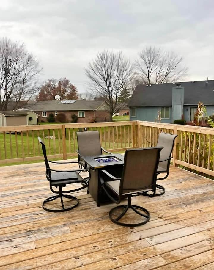 Monthly Stays | 3br Suburban Getaway - Avon, IN