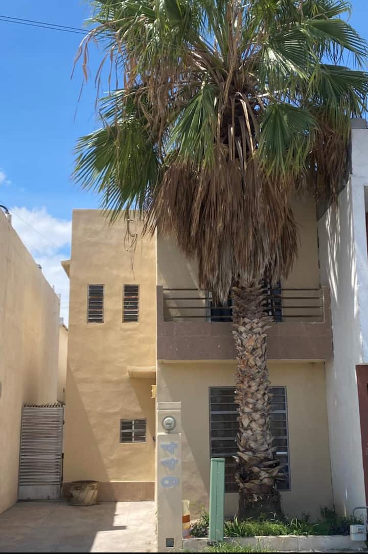 Casa Completa Bosques La Huasteca, Santa Catarina - Santa Catarina, México