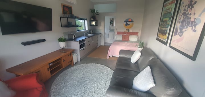 The Bush Block Studio - Matatā