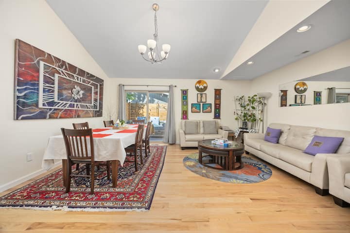Spacious, Peaceful Home In The Heart Of Boulder. - Boulder, CO