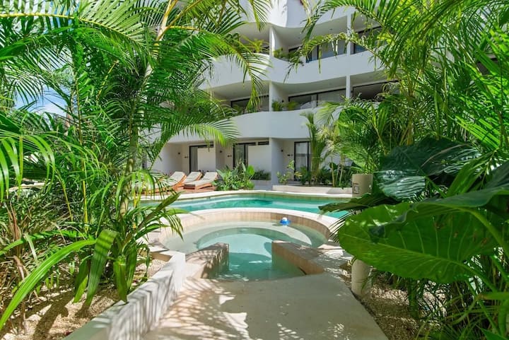 Great 2 Bed Penthouse With Plunge Pool - Paradise Beach