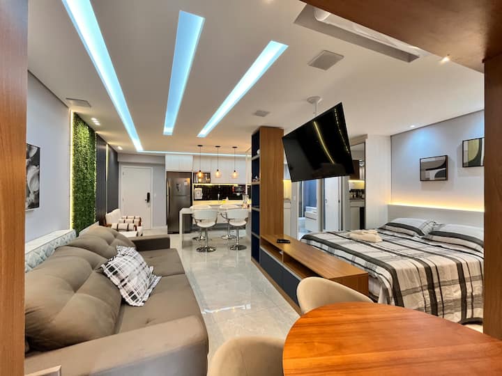 Studio Unlimited 2110 - Santos