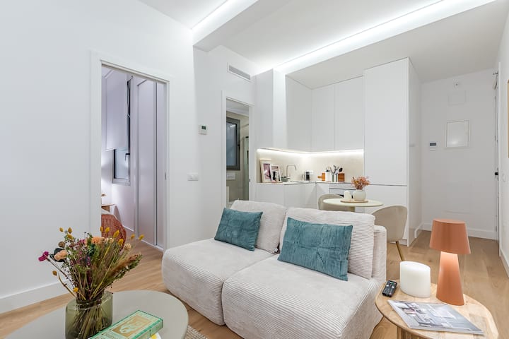 Moderno Apartamento En Centro De Madrid/lavapies - Madryt