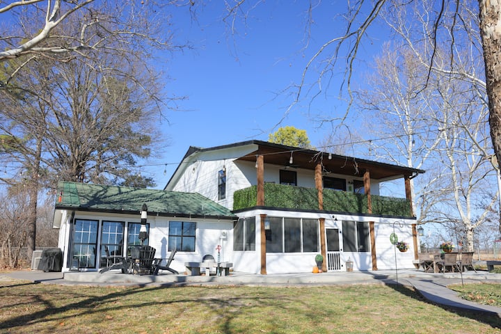 20:24 Ranch - Ardmore, OK