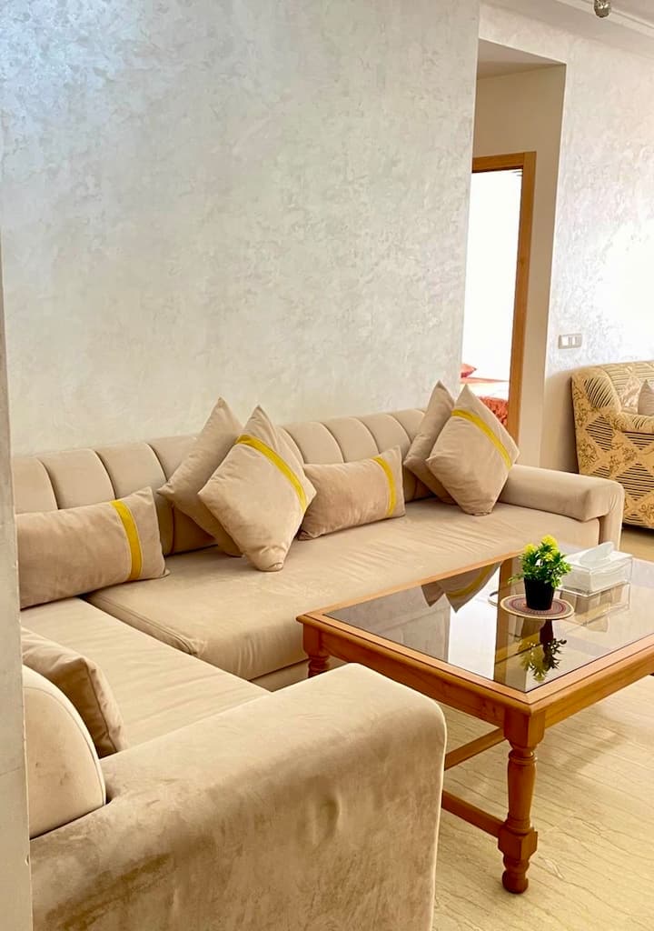 Stylish 2br Apartment • Central Tangier • Parking - Tanger