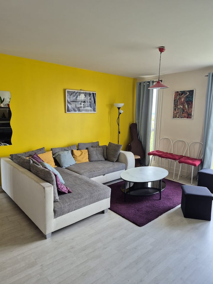 Le Calme Perché Du Parc - Les Ulis