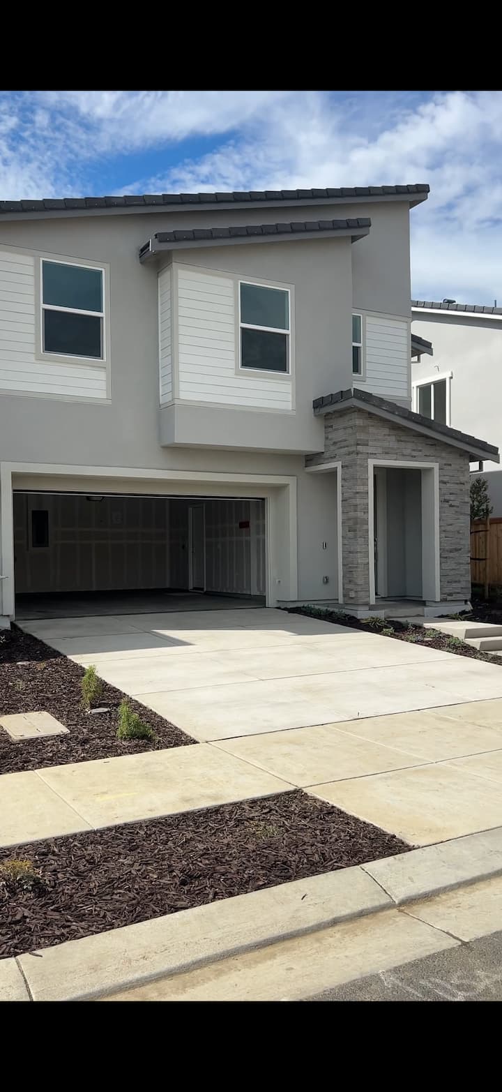 Master Bed And Bath - Fairfield, CA