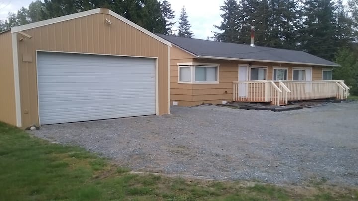 Cozy Little House On Gibson! - Everett