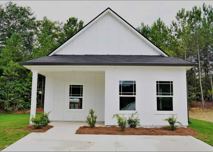 Ivory House 5 Min To Uwg, Downtown, Tanner. - Carrollton, GA