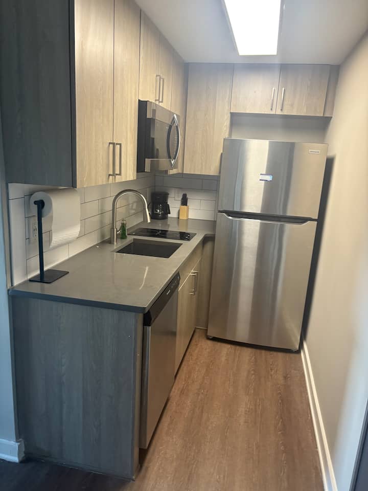 Luxe Living Located In The Heart Of Atlanta - Atlanta, GA