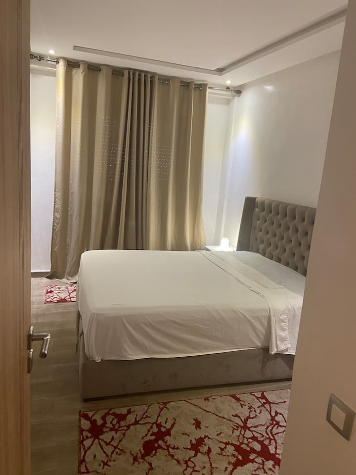 Spacious 2 Beds, 2 Full Baths/2balconies - Casablanca