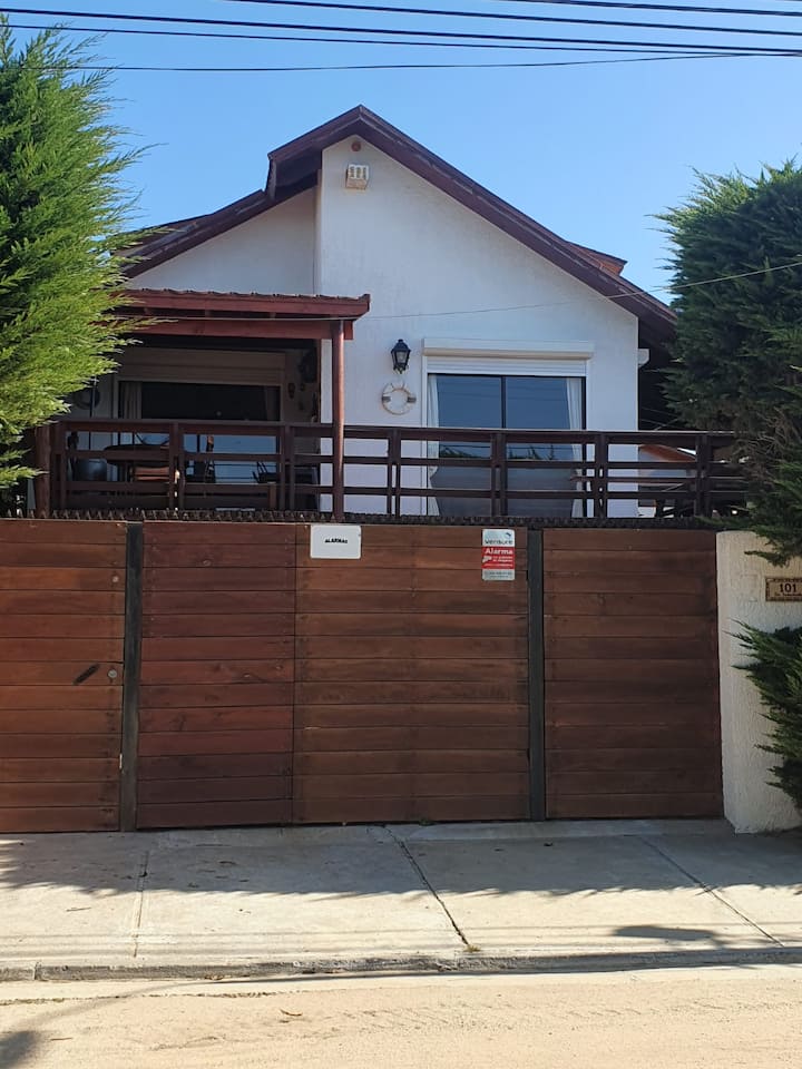 Gran Casa De Ensueño - Algarrobo