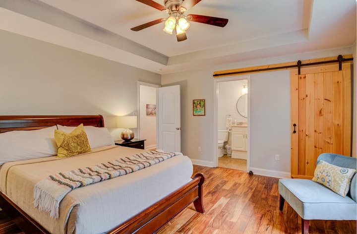 Cozy, Spacious House - Knoxville, Ut, Thesmokies - Knoxville, TN