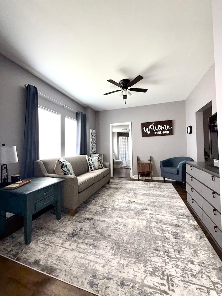 Cozy Home In Southern Illinois - Evansville, IL