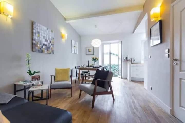 Elegant Riviera Retreat | Steps To Beach & Dining - Villefranche-sur-Mer