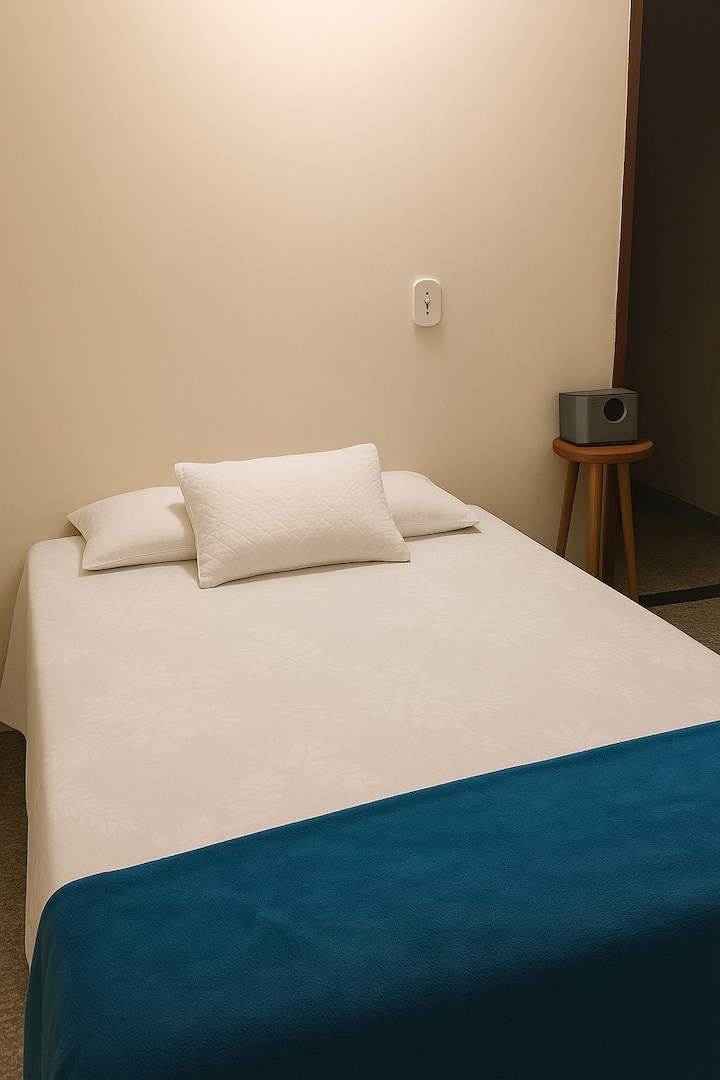 1 Quarto Cama Casal, Próximo A Praia De Bicanga - Serra