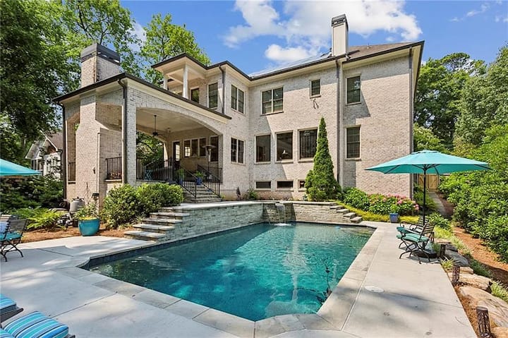 Gorgeous Buckhead Home With Saltwater Pool & Spa - Atlanta, GA