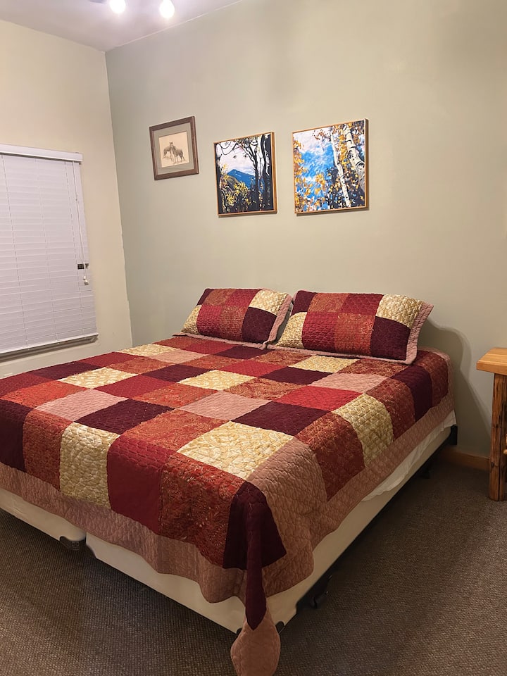 Lively’s Place - Taos Ski Valley, NM