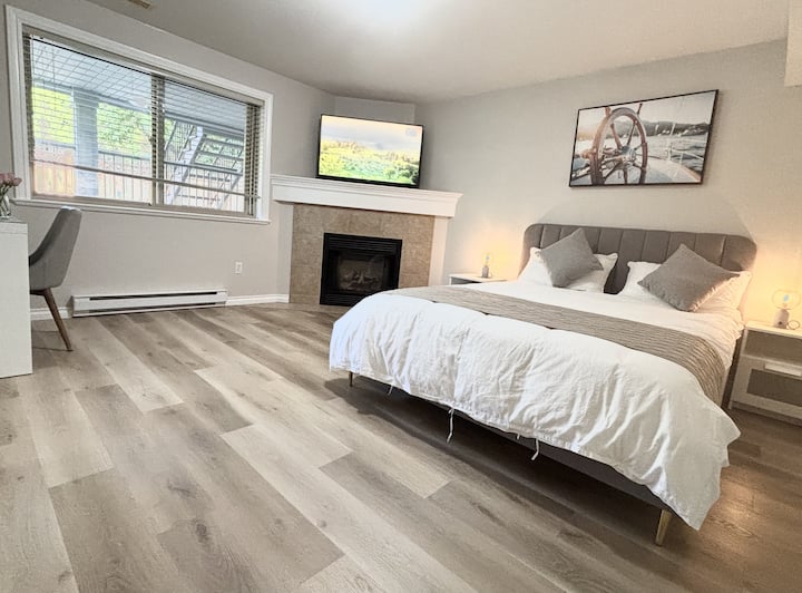 Bella Sweet Suite -Cozy 2b Suite Morgan Creek - Surrey, BC