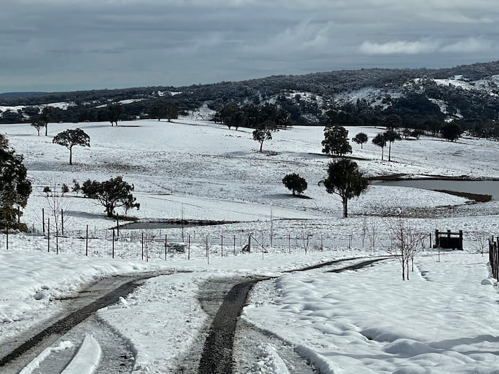 Iron Mine Cottage - Crookwell
