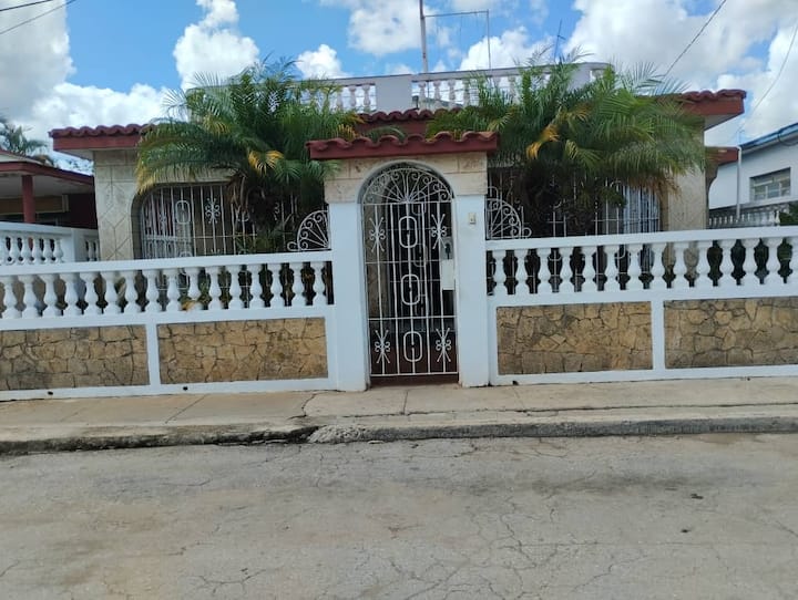 Renta “El Italiano”… Confort Y Seguridad - Havana