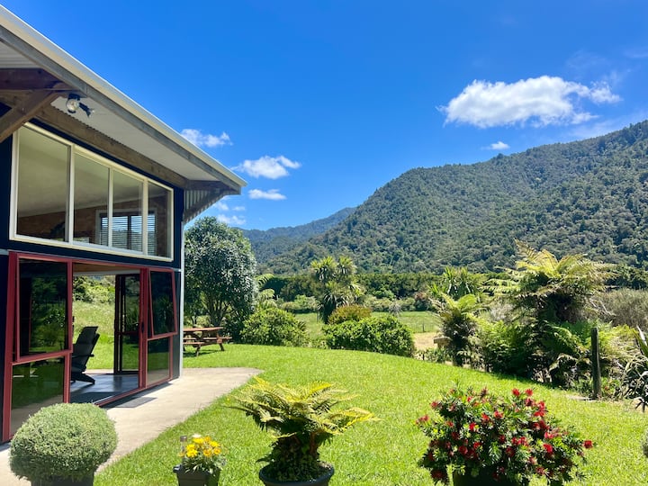 Pauanui Farm - Idyllic Hideaway - Bay of Plenty
