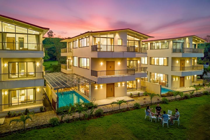 Mount Willow 9br At Stayvista | Mountain View - Igatpuri