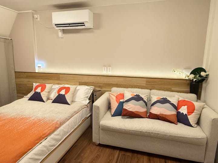 新宿大床房，步行 4 分钟到地铁口，步行 7-8 分钟到山手线 - Shinjuku City