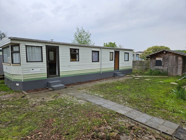 Caravanverhuur Aan Vijver – Kasteelpark - Geraardsbergen